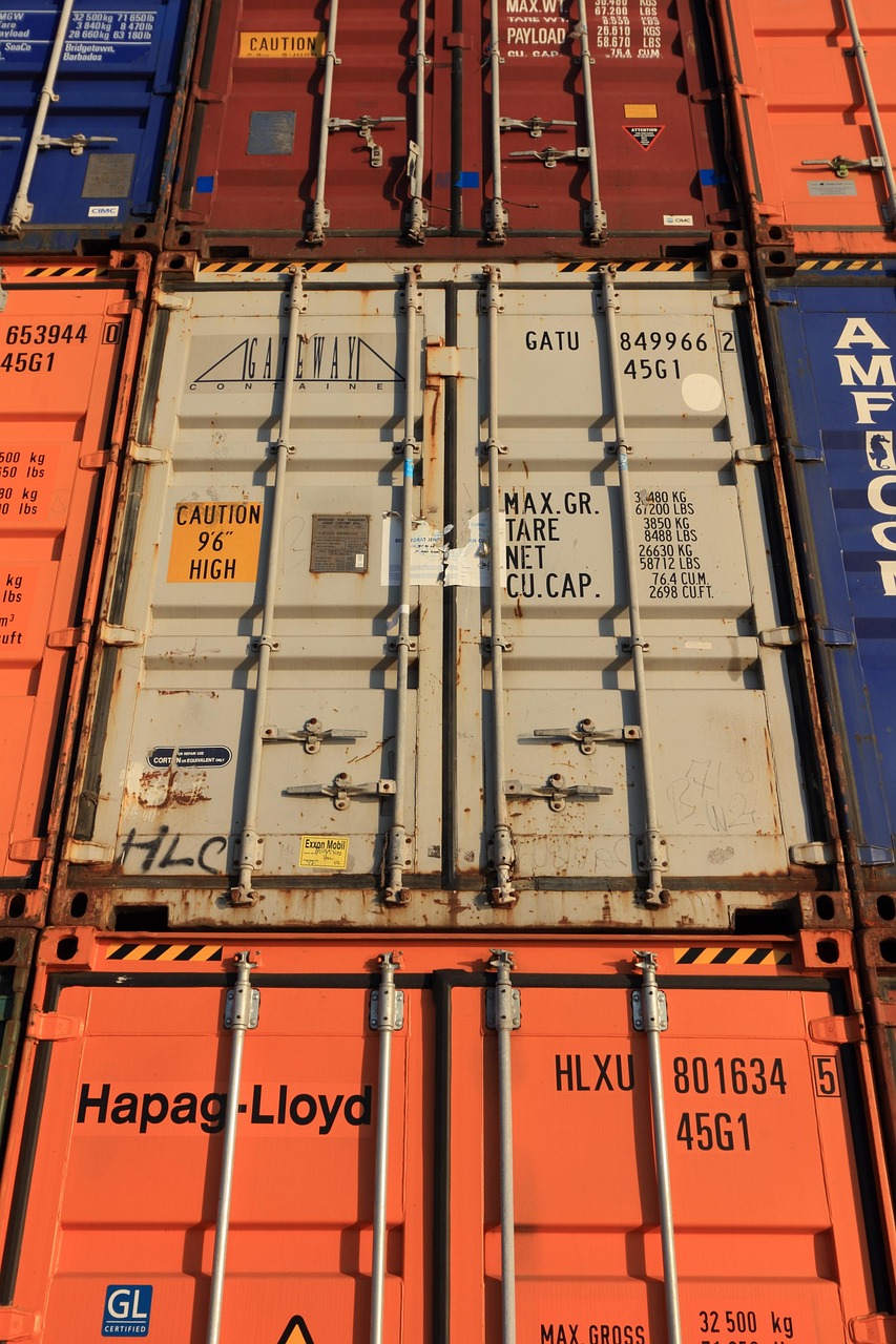 Ocean Freight - trans-lloyd.com